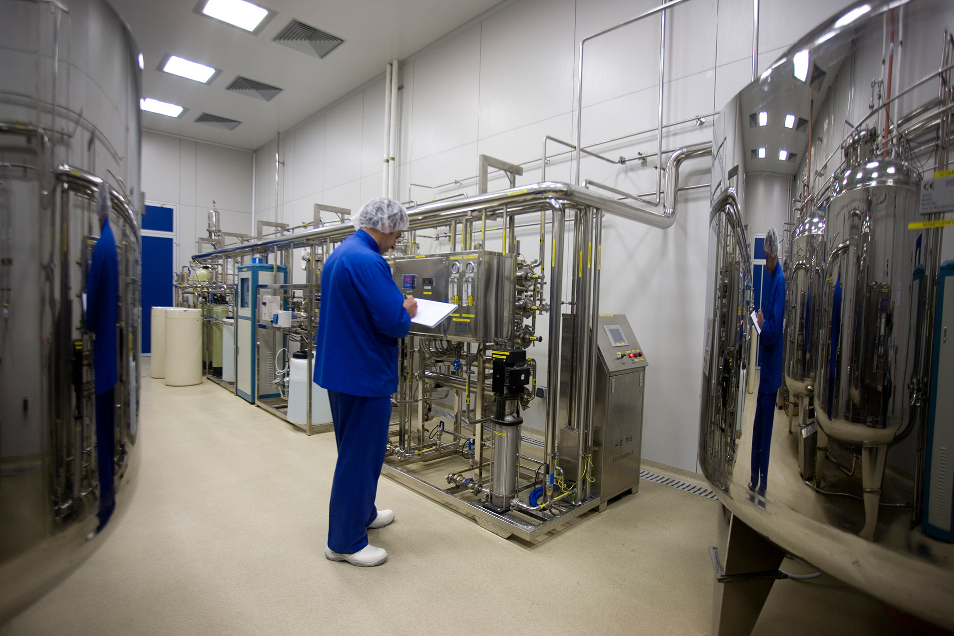 Medochemie | Louisa Nikolaidou Photography