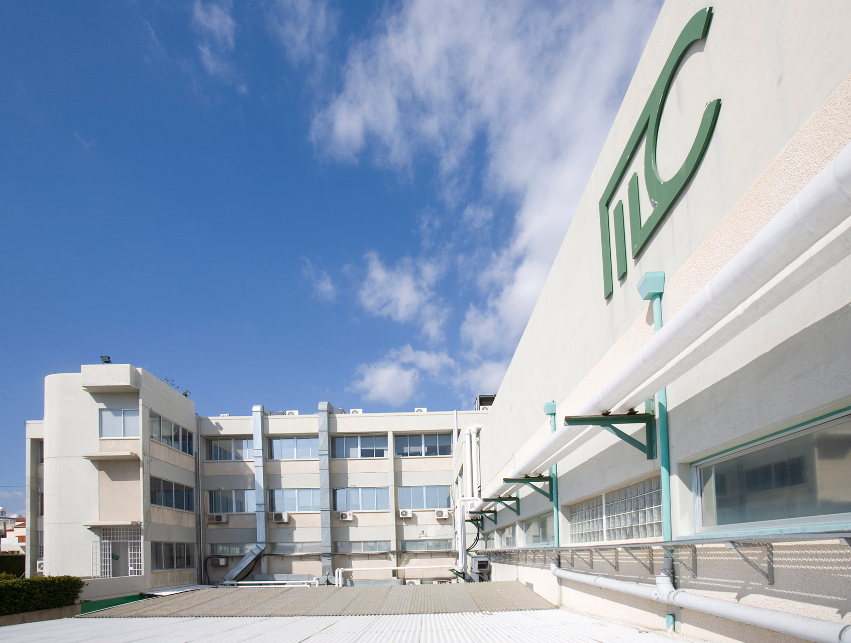 Medochemie | Louisa Nikolaidou Photography